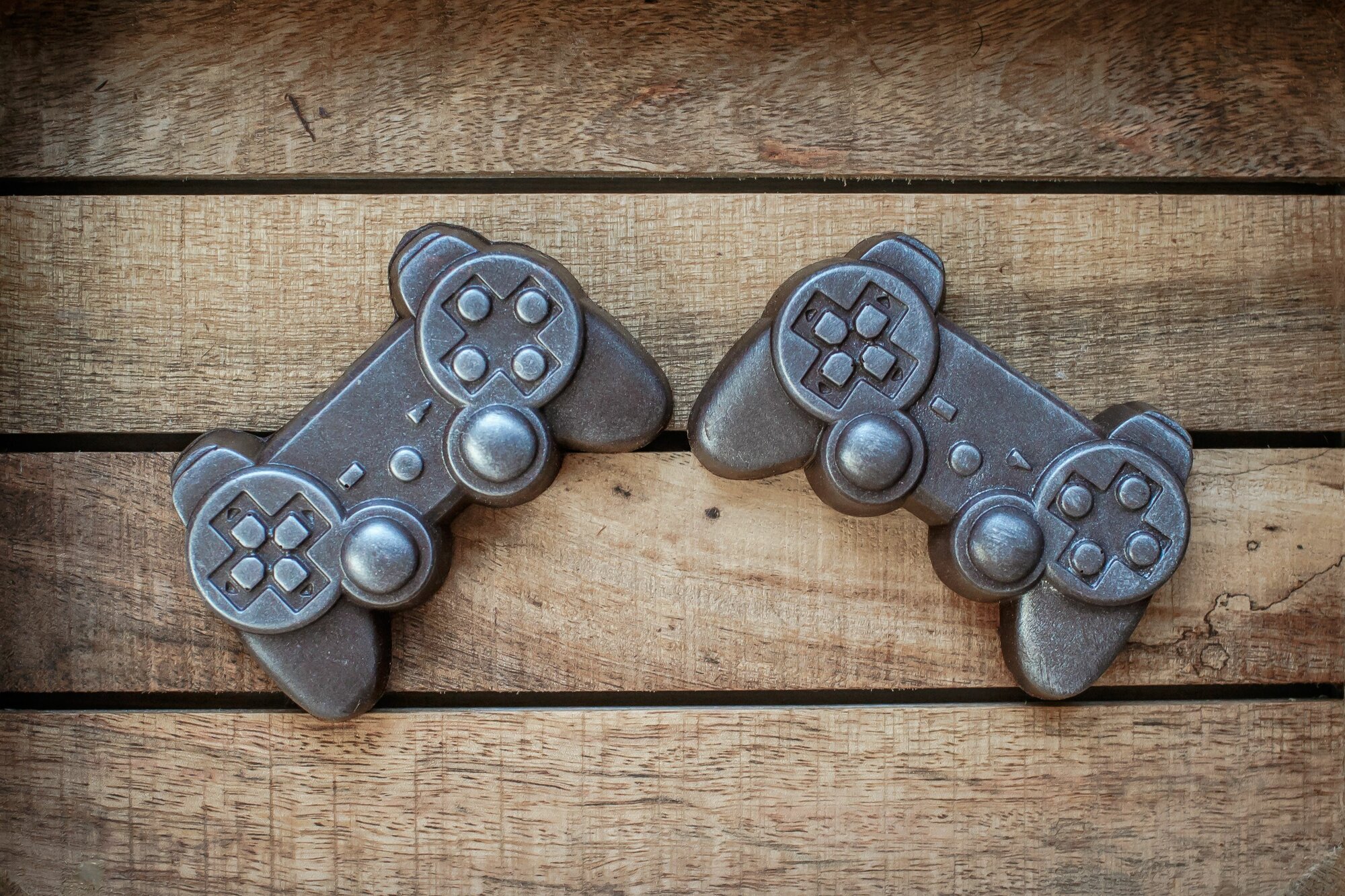 Шоколадный набор "Play Station" INSHOK, натуральный бельгийский шоколад 72%, 200 г