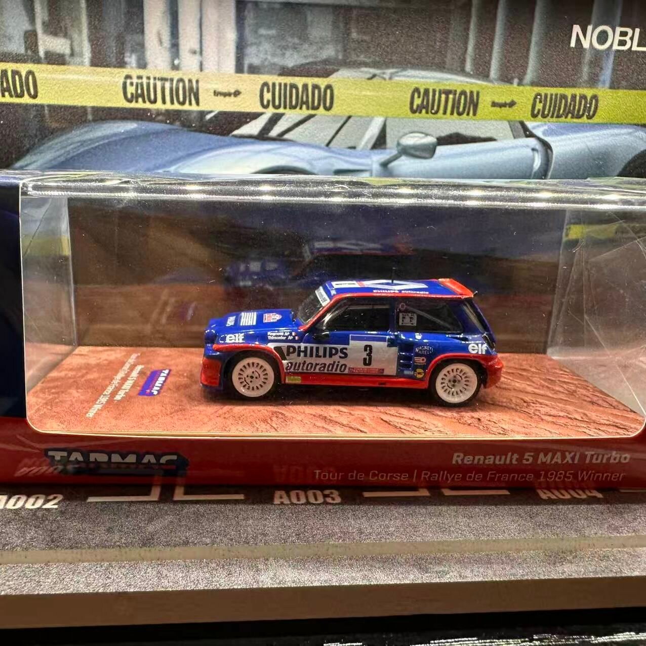 Машинка Tarmac works 1:64 Renauit 5 MAXI Trho Tour de Carse Rallye de France 1985 Winner