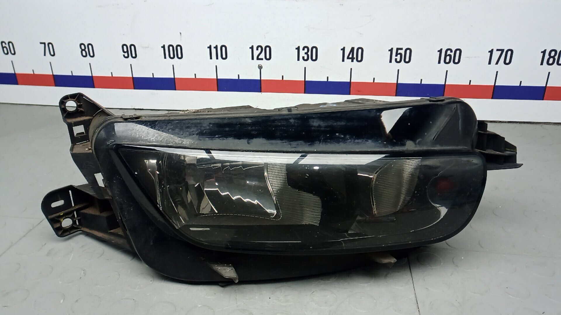 Фара правая CITROEN C4 GRAND PICASSO 2