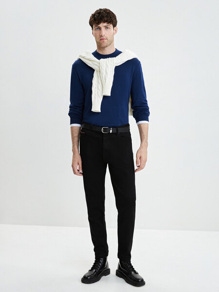 Джинсы зауженные Man 