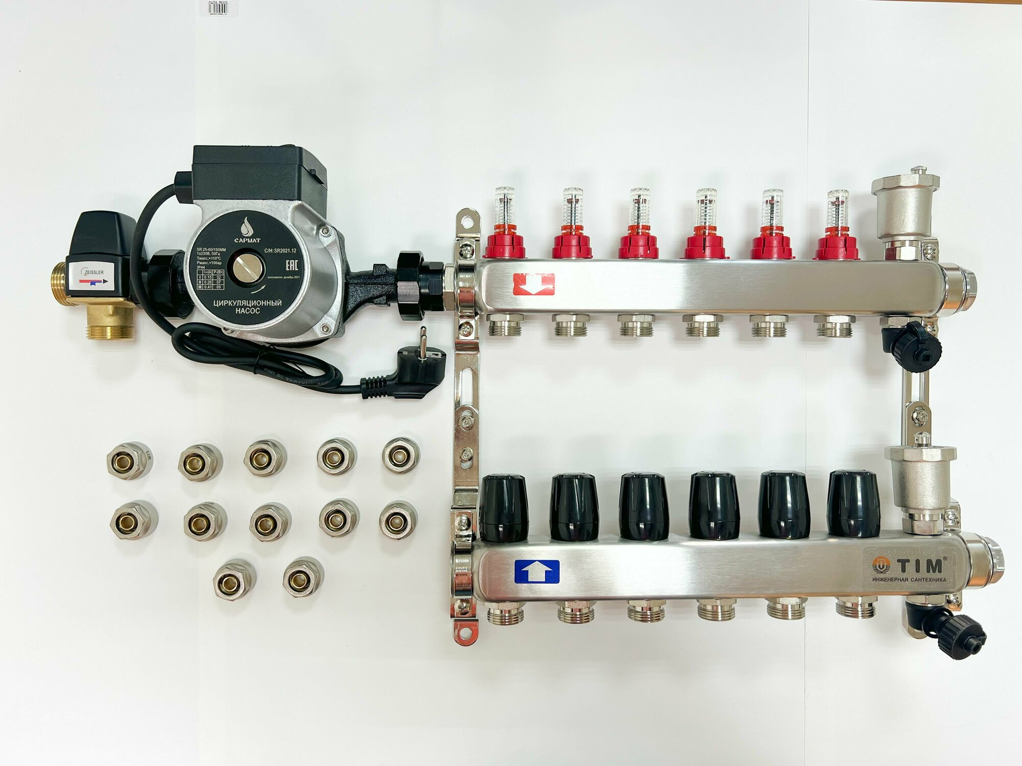 Комплект для водяного теплого пола (до 80 кв. м): Коллектор 6 выходов с расходомерами + термостатический клапан + насос