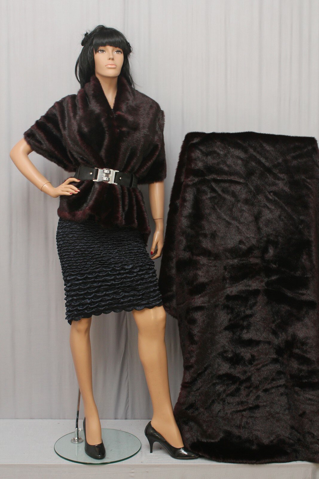 Ткань Мех искусственный рубиновая норка, 100 г/пм, ш156см, 0,5 м