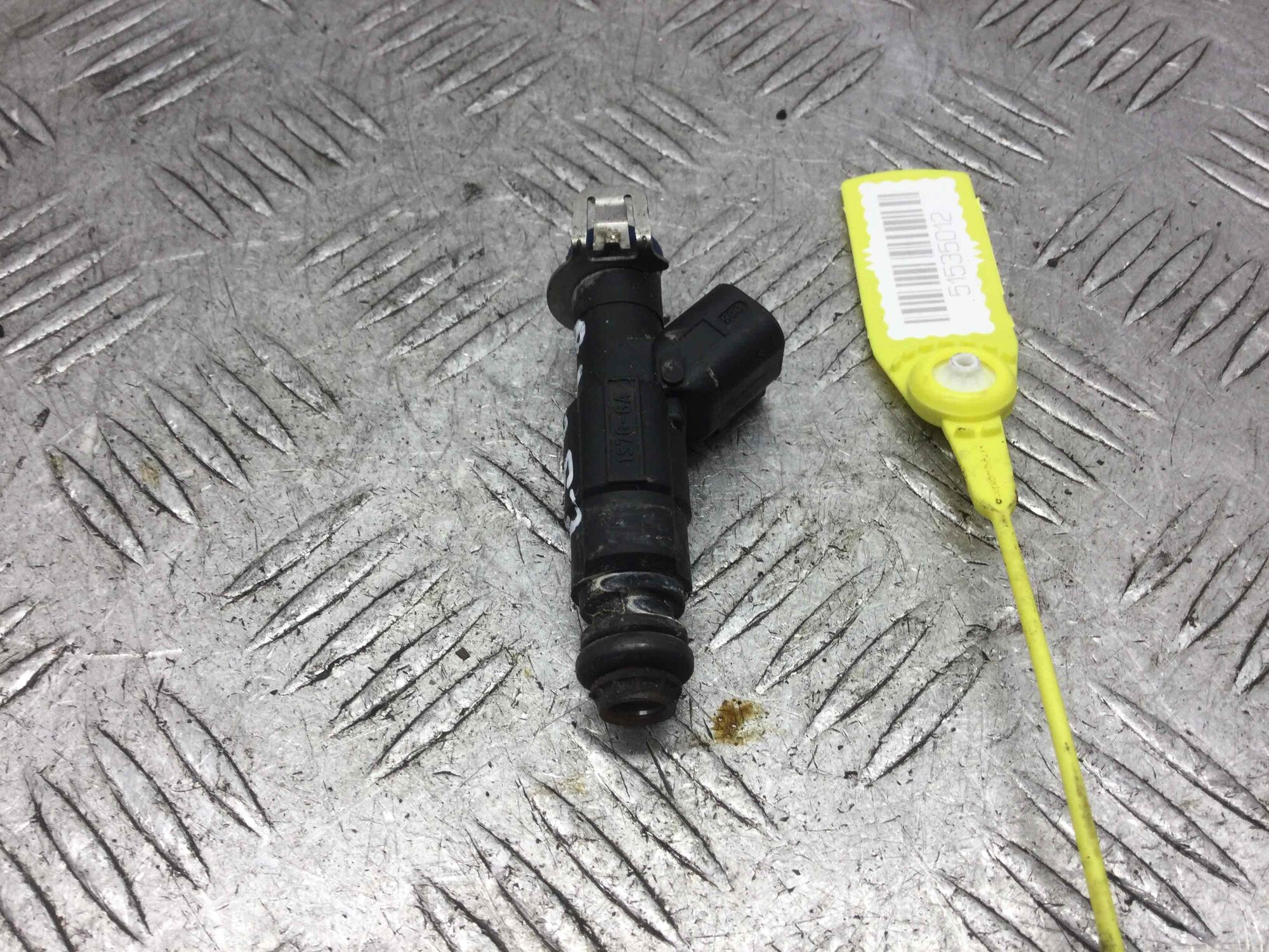 Б/У Форсунка Ford Focus 2 поколение (2005-2008) 2009 г.