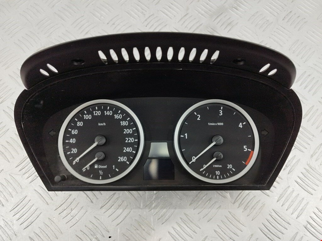Панель приборная (щиток приборов) BMW 5-Series (E60/E61) 62116958600 арт. 1616821
