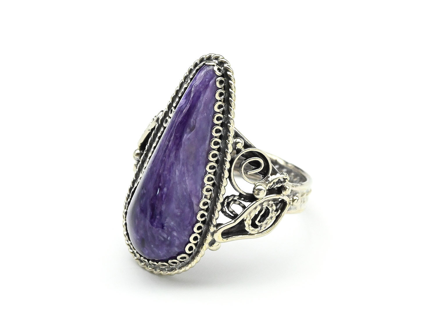 Кольцо, чароит