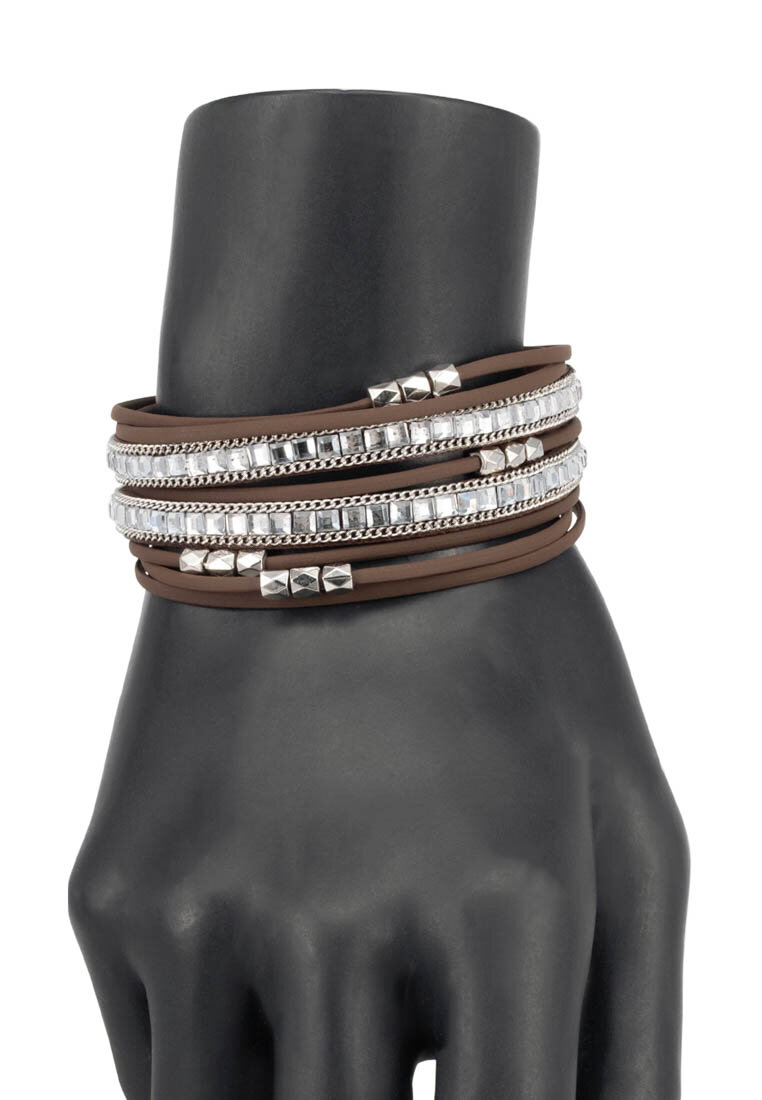 Плетеный браслет