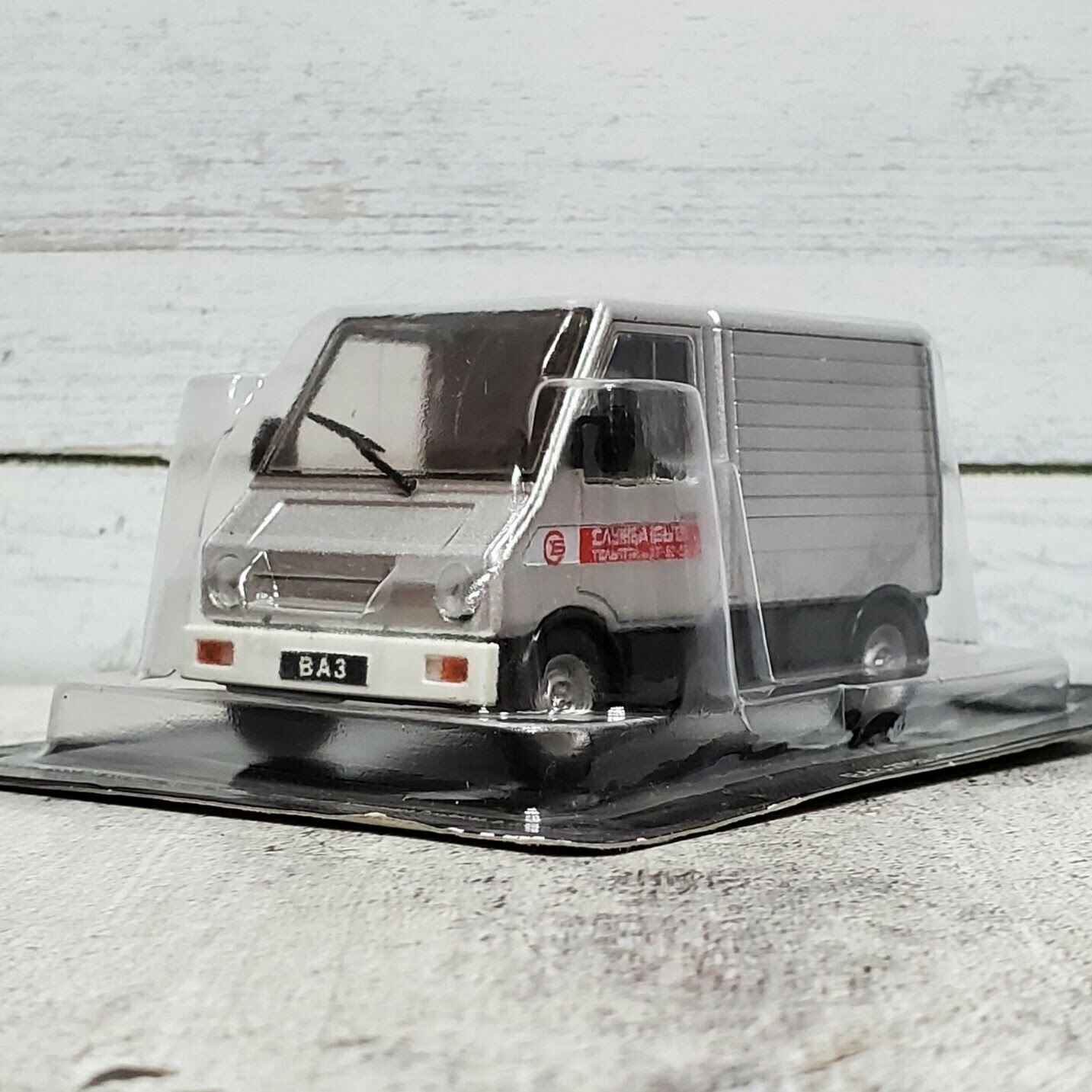 Волжский 2702 "Пони" Коллекционная модель 1/43