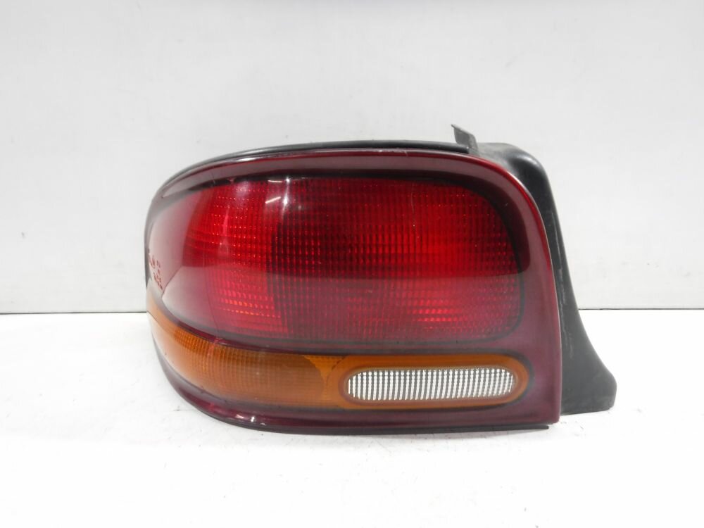 Фонарь задний левый Dodge Stratus I 4814343AC