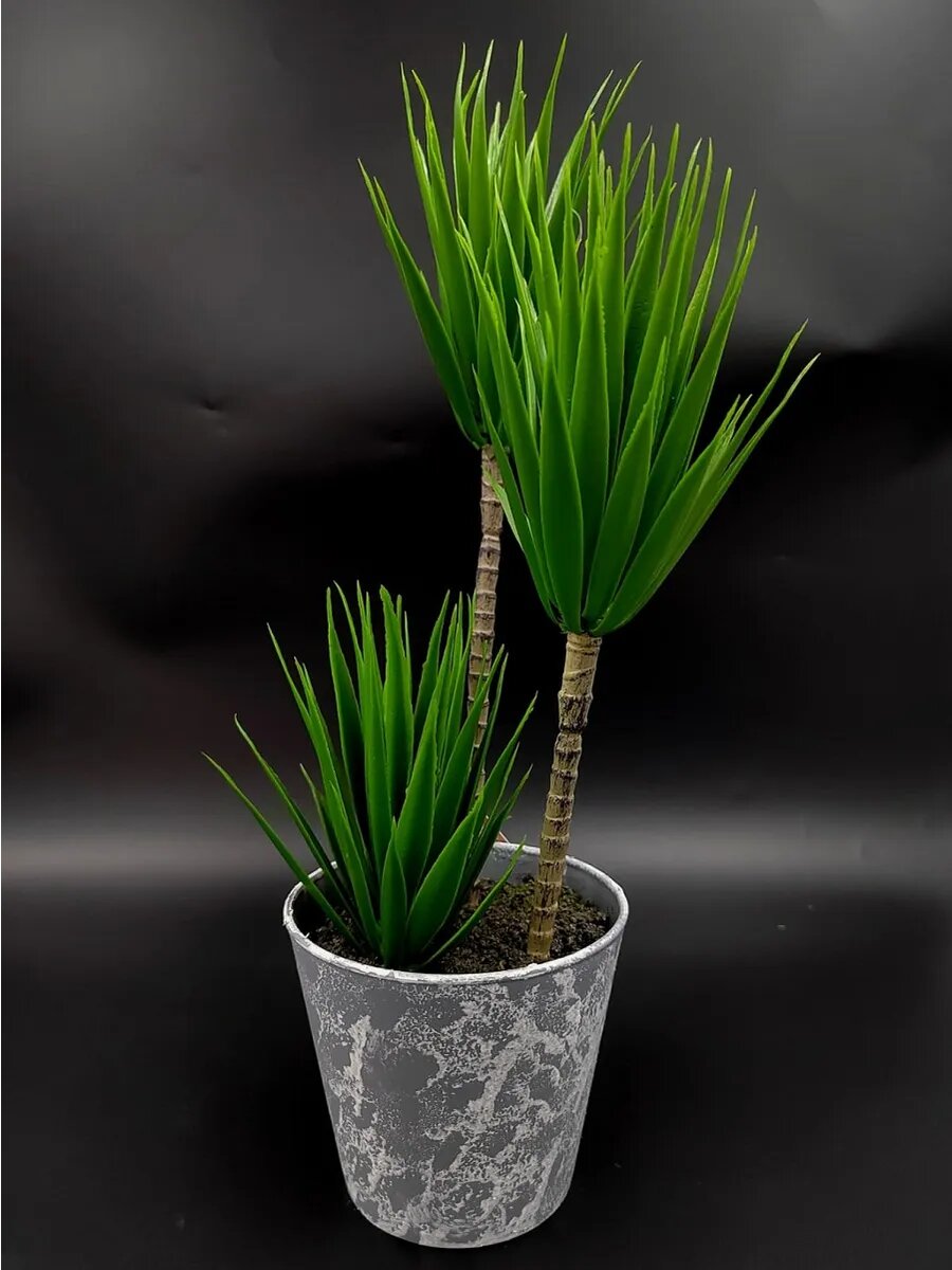 Цветок искусственный в горшке "Юкка"