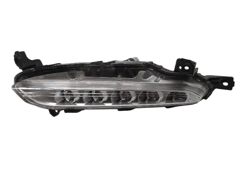 Ходовые огни SAT ST-221-1607R Hyundai Tucson 15-19 правые