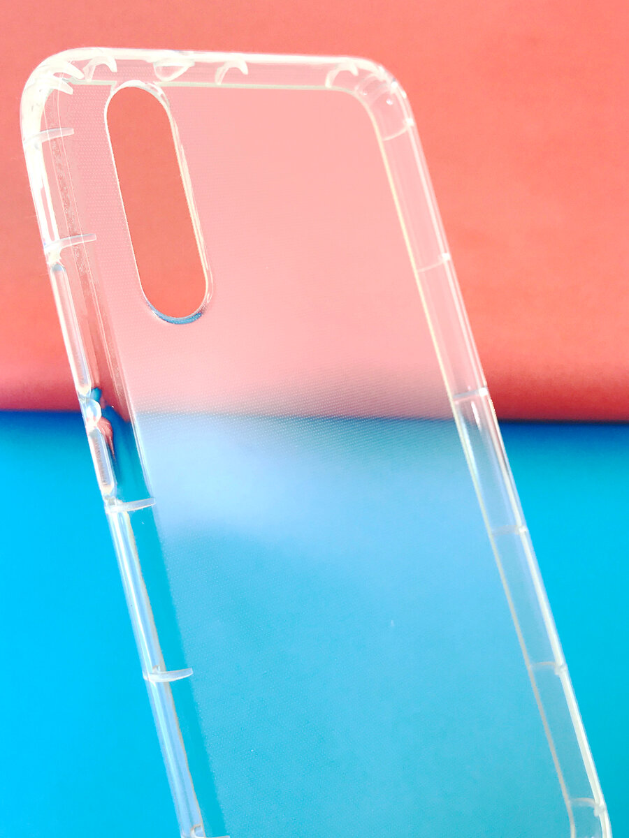 Чехол на смартфон Huawei P20 Накладка прозрачная силиконовая с усиленным каркасом и противоударныйми бортиками