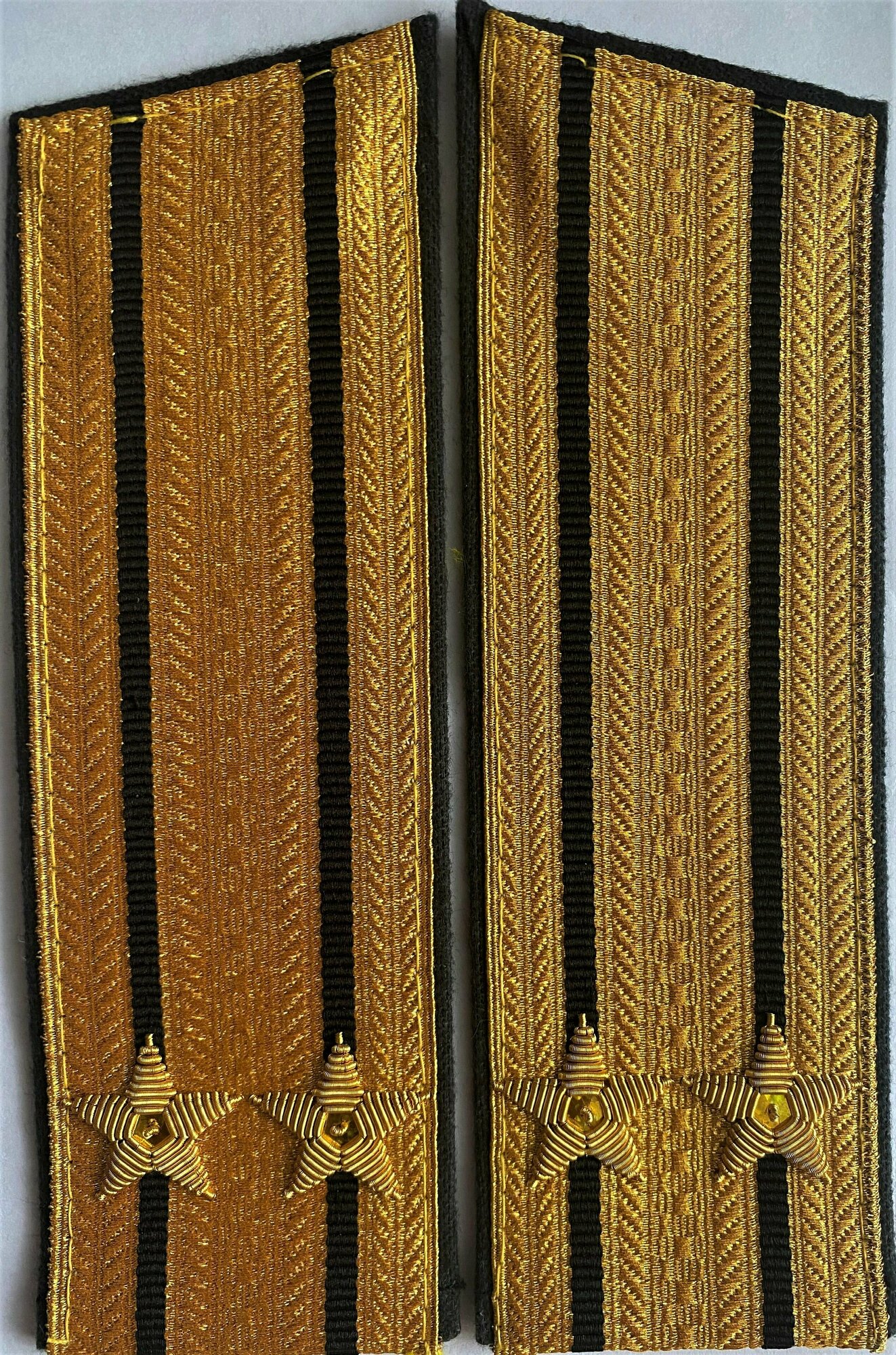 Погоны ВМФ парадные со скосом, капитан 2-го ранга