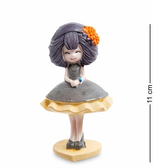Фигурка Девочка в пышном платье MN-114/3 113-905792