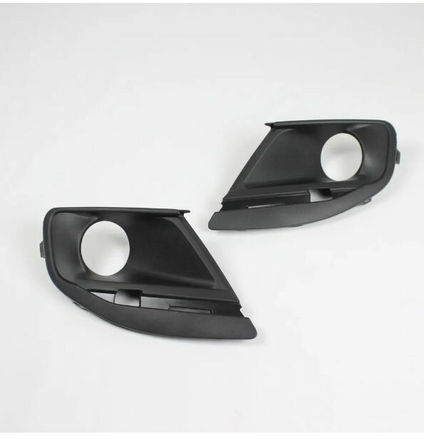 Рамка противотуманных фар Лада Гранта FL комплект Левая + Правая (накладка бампера под ПТФ Granta FL)