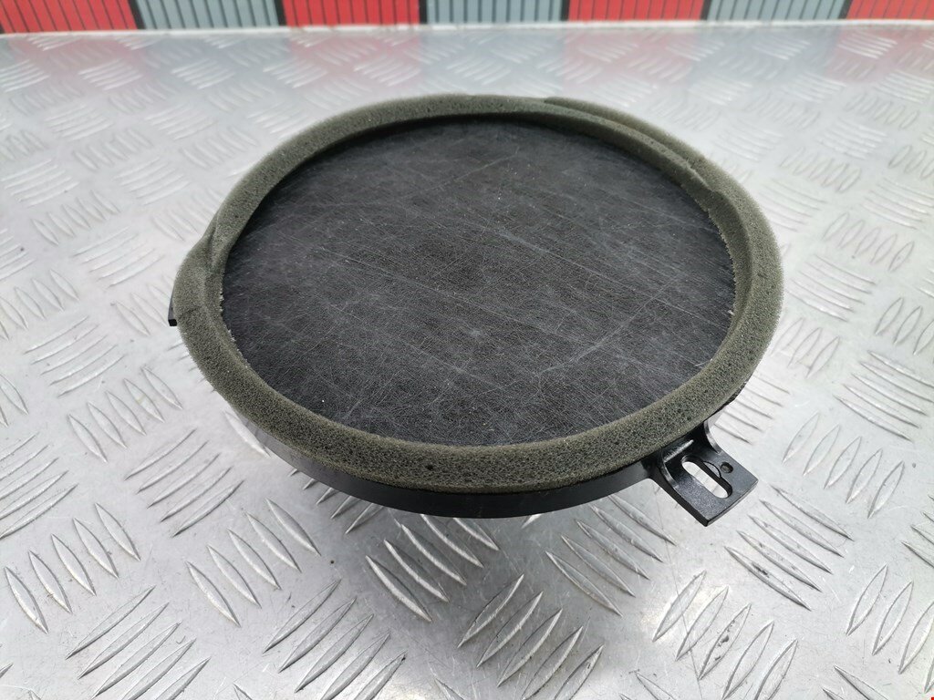 Динамик Dodge Nitro 04714600AB арт. 1896659