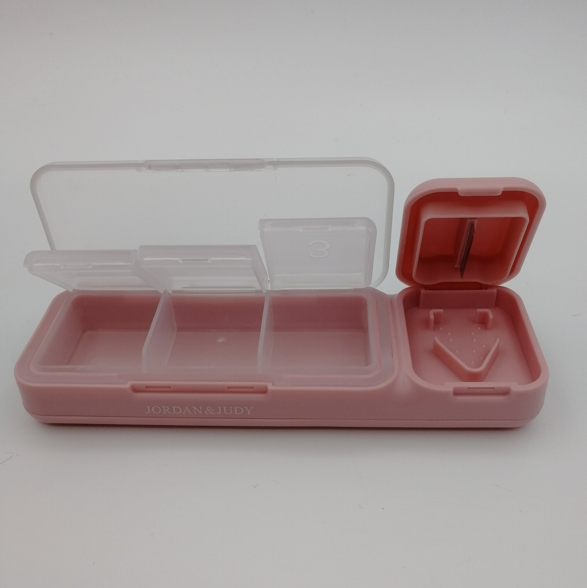 Таблетница с разделителем таблеток или БАДов, розовый