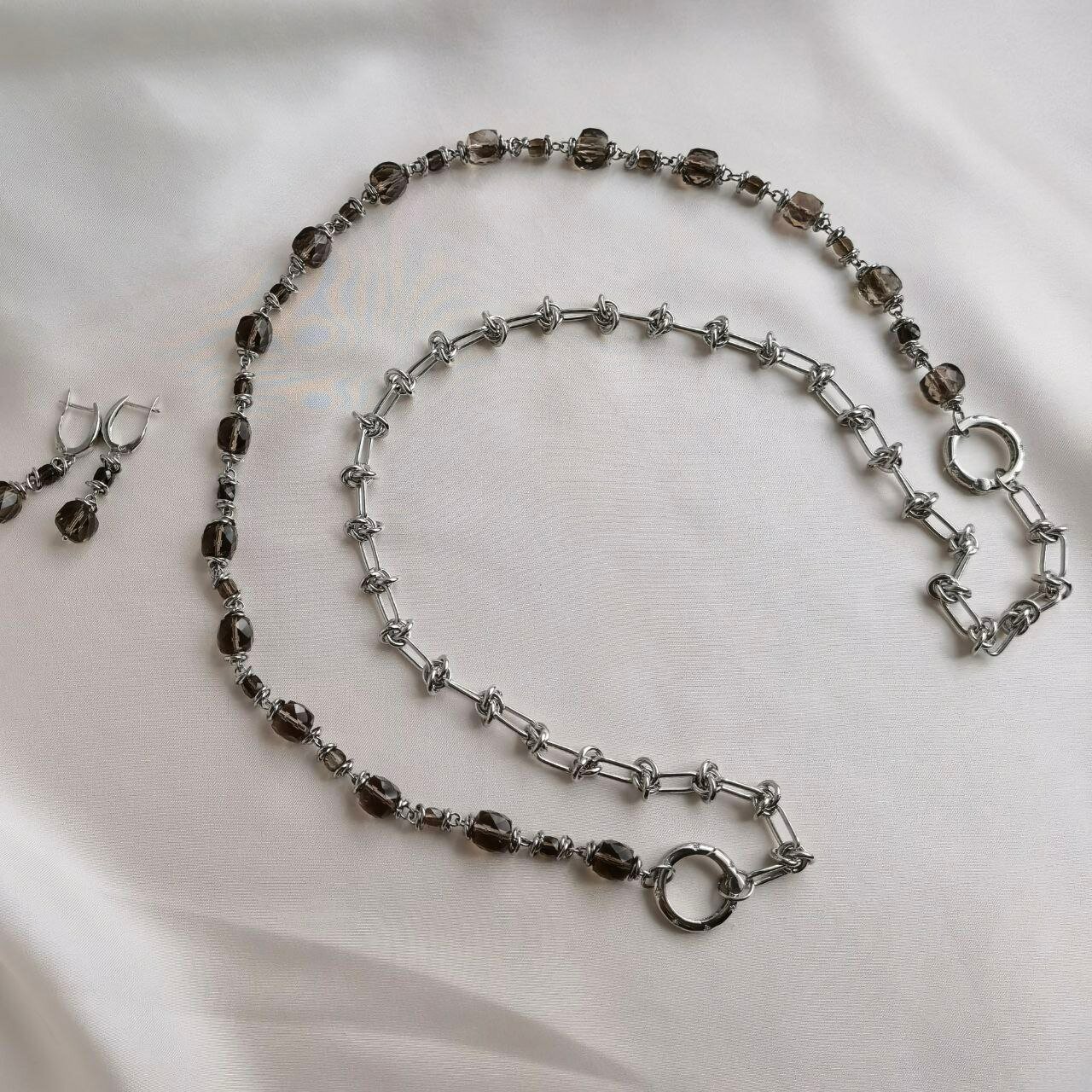 Комплект бижутерии: серьги, колье, раухтопаз