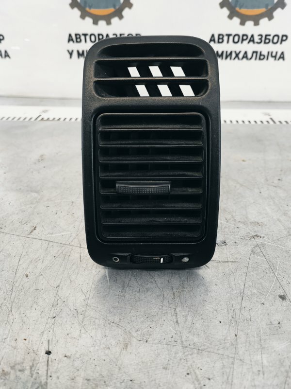 Дефлектор воздушный Honda Civic ES5 D16W7 2000 лев. (б/у)