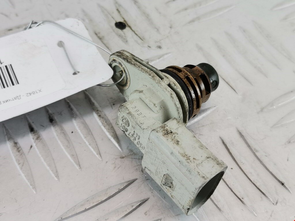 Датчик распредвала Volkswagen Fox 030907601E арт. 1479288