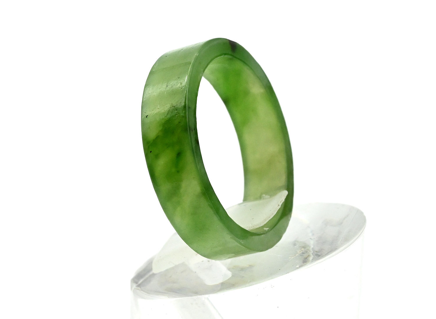 Кольцо, нефрит