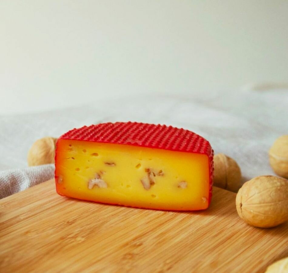 *Качотта с грецкими орехами* сыр ручной работы 1кг.