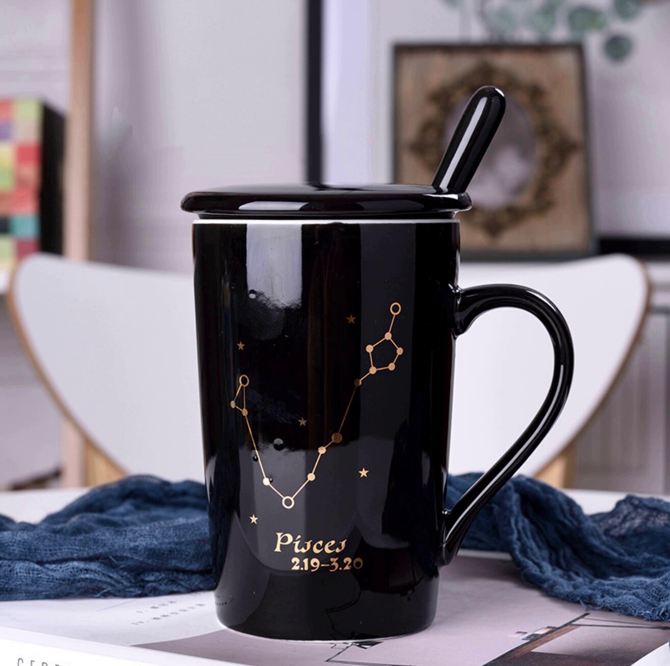 Керамическая чашка MyPads знак зодиака созвездие рыбы оригинальный и памятный подарок на День рождения 23 14 февраля Новый год