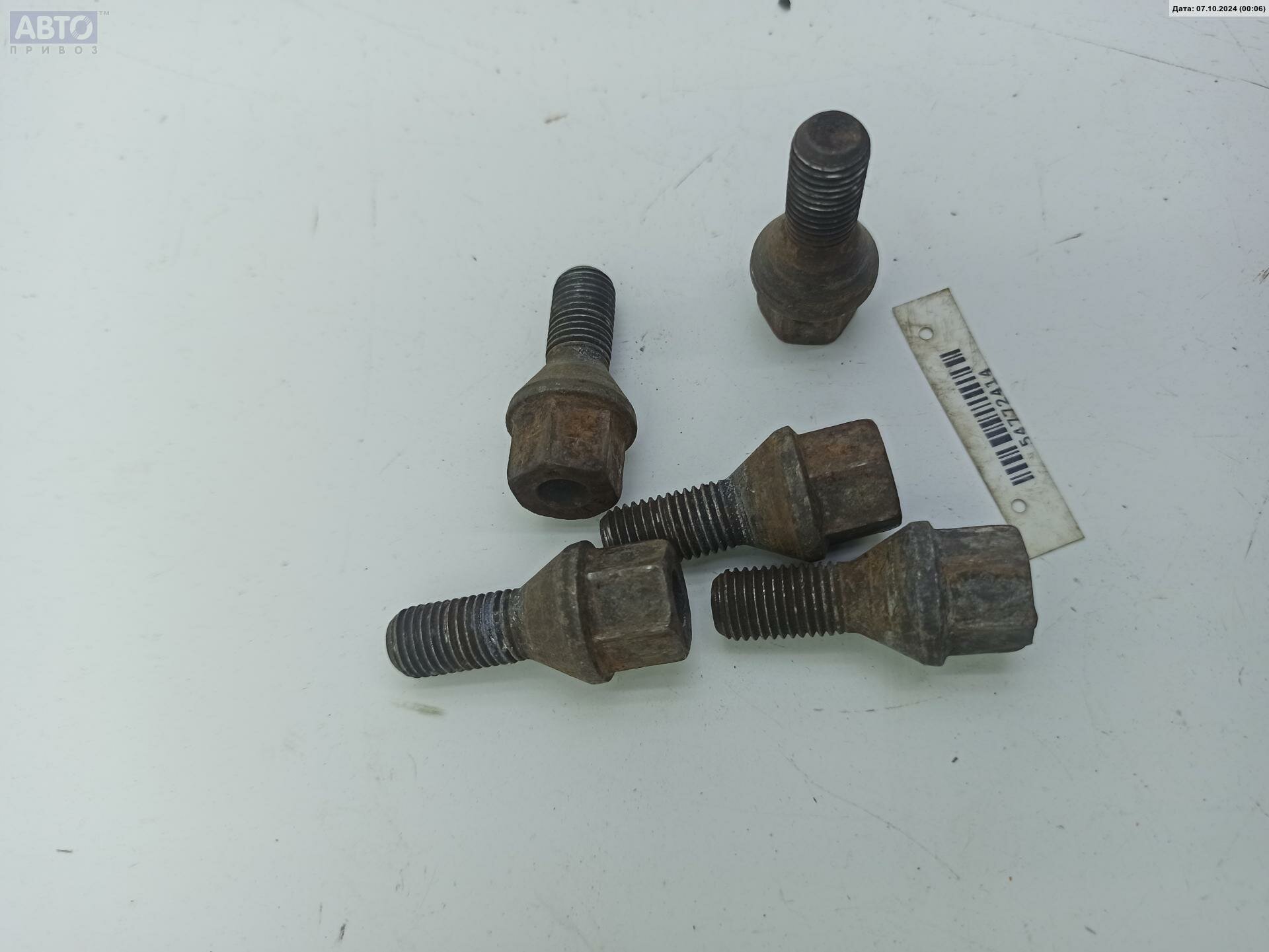 Болт колесный (гайка колесная) Opel Astra H (2004-2009)