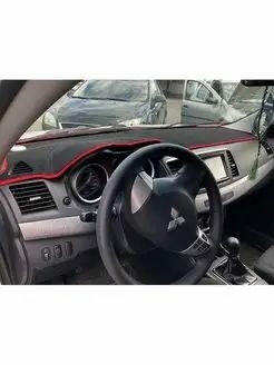 Накидка на панель приборов Mitsubishi Lancer X