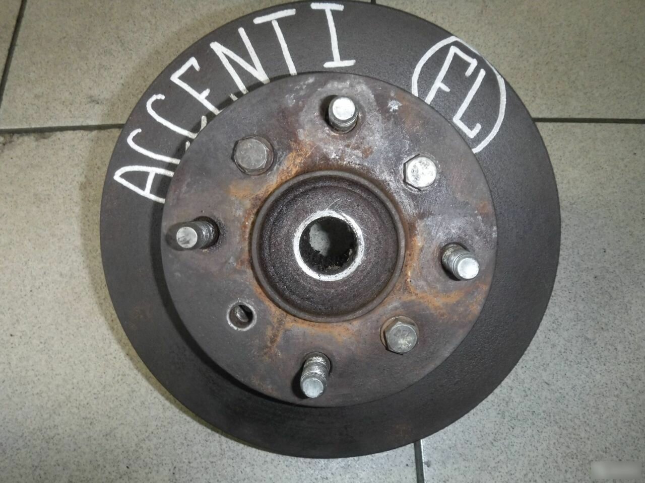 Кулак поворотный передний левый Hyundai Accent I (1994—2000) 5171522000