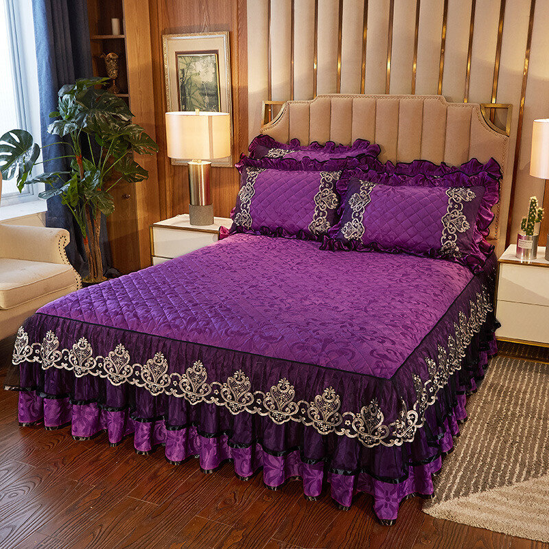Покрывало с наволочками AiWinsure Тисненый бархатное покрывало на кровати, фиолетовый