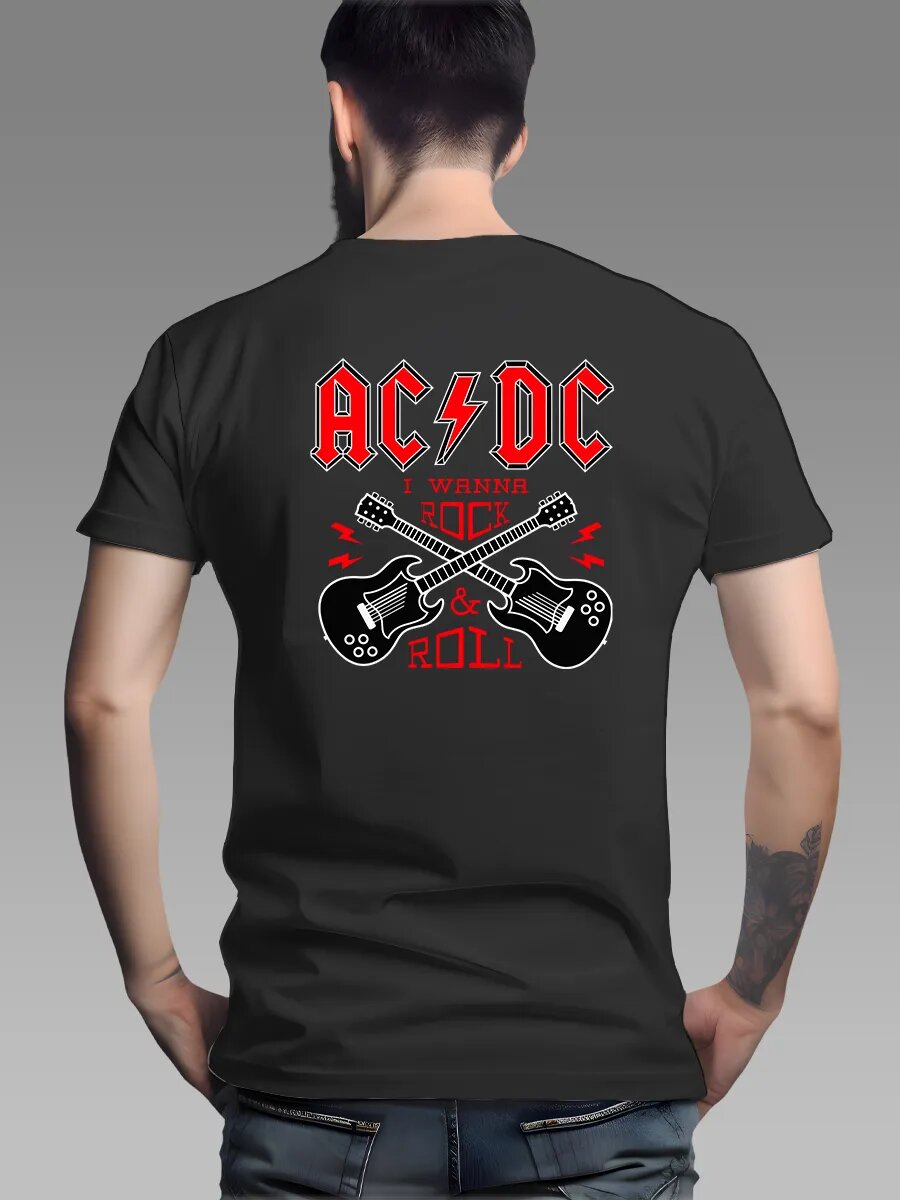 Футболка на спине рок-группа AC/DC