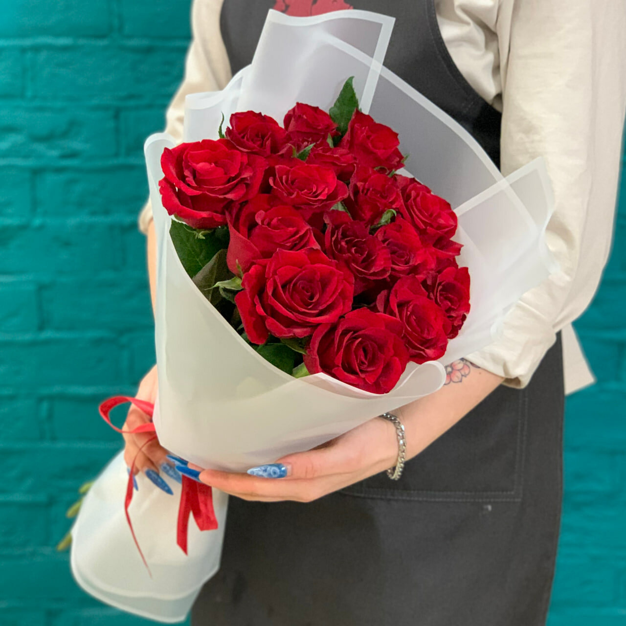 Букет из 15 красных роз