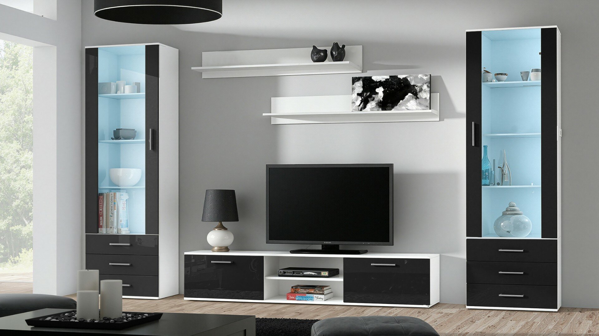 Гостиная Сохо 7 Черный 0190 / Белый Фасадный 0101 NEW 300x41x192 см, черный, белый фасадный Фиеста