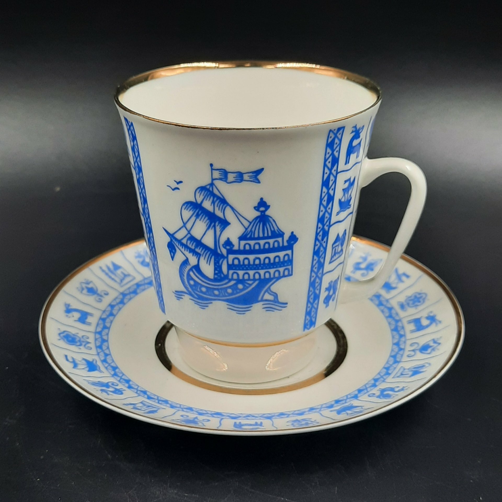 Пара кофейная "Каравелла", фарфор, деколь, золочение