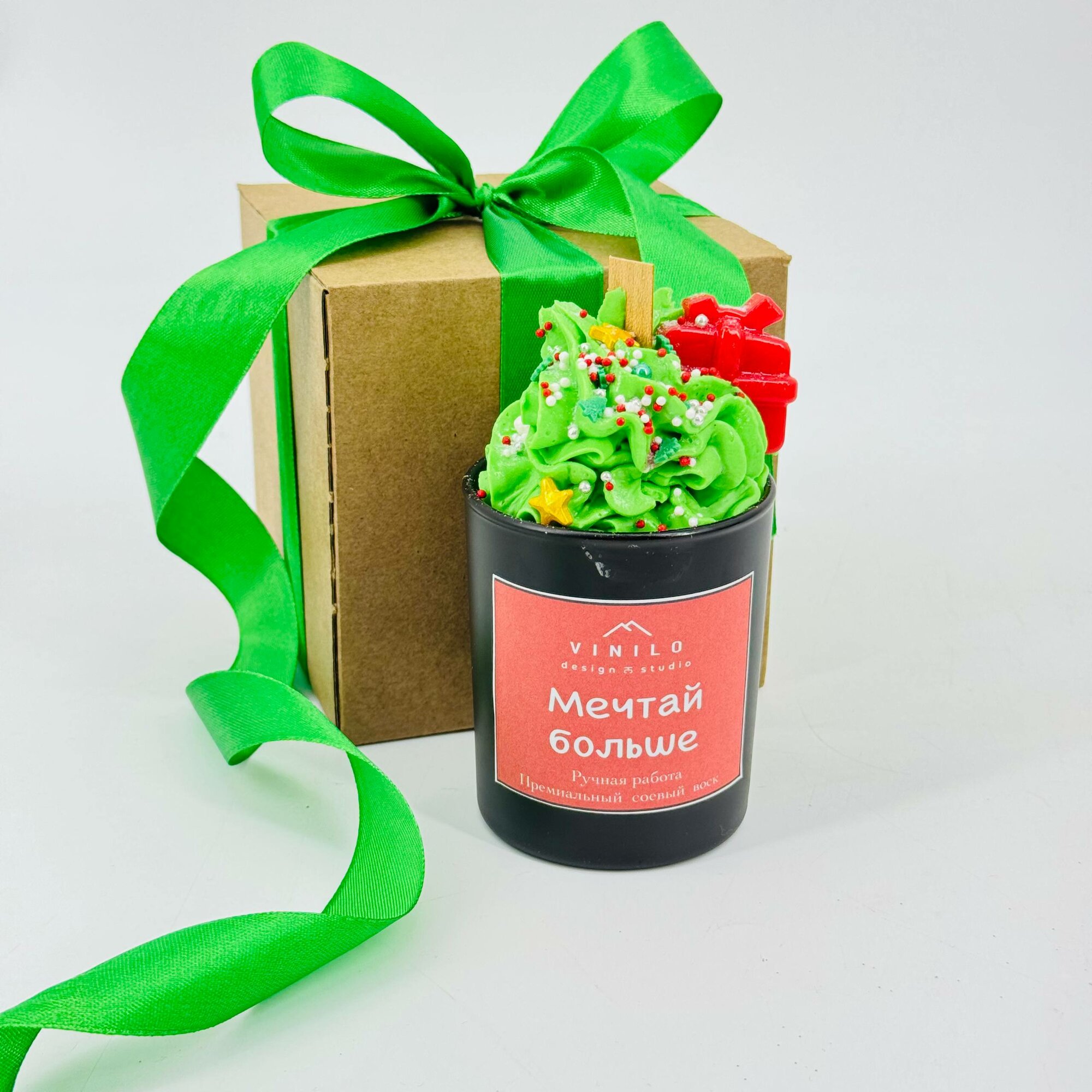 Подарочная свеча в стакане ручная работа. Свеча взбитые сливки "Мечтай больше". Новогодняя свеча