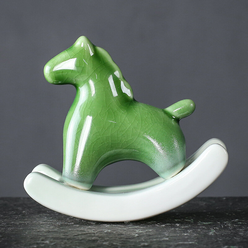 Юйсюань зеленая лошадь маленький чай украшение для домашних животных творческий мультфильм настольный керамический