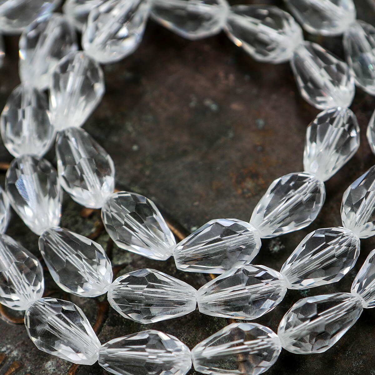 Бусины стеклянные капли капельки 20 шт, граненые, размер 15х10 мм, цвет прозрачный