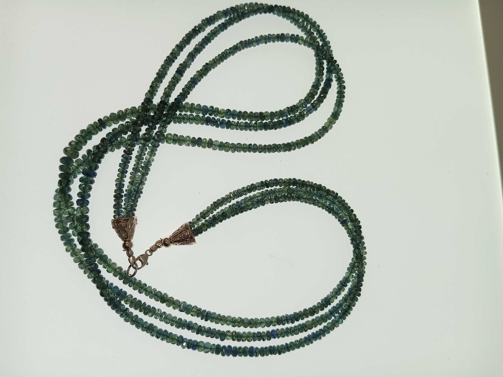 Колье Берег солнца, корунд