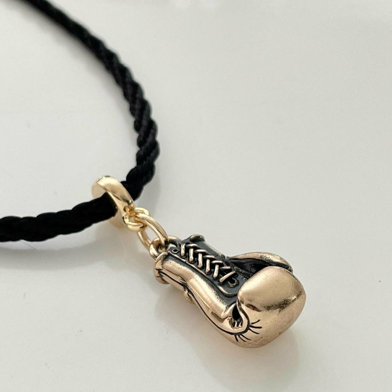 Подвеска Lucky Diamond "Боксёрская перчатка", бронза, шнур, 50 мм