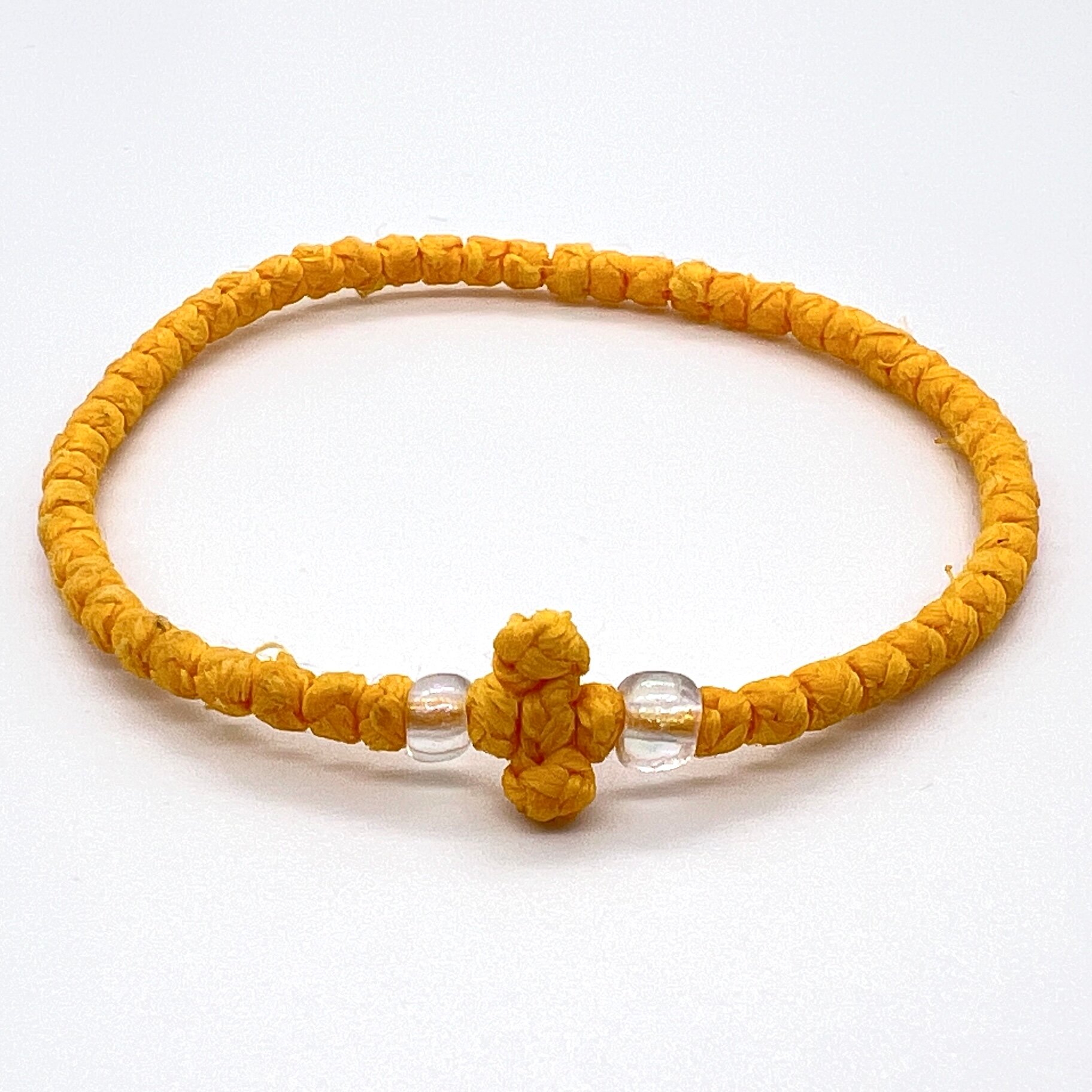 Плетеный браслет