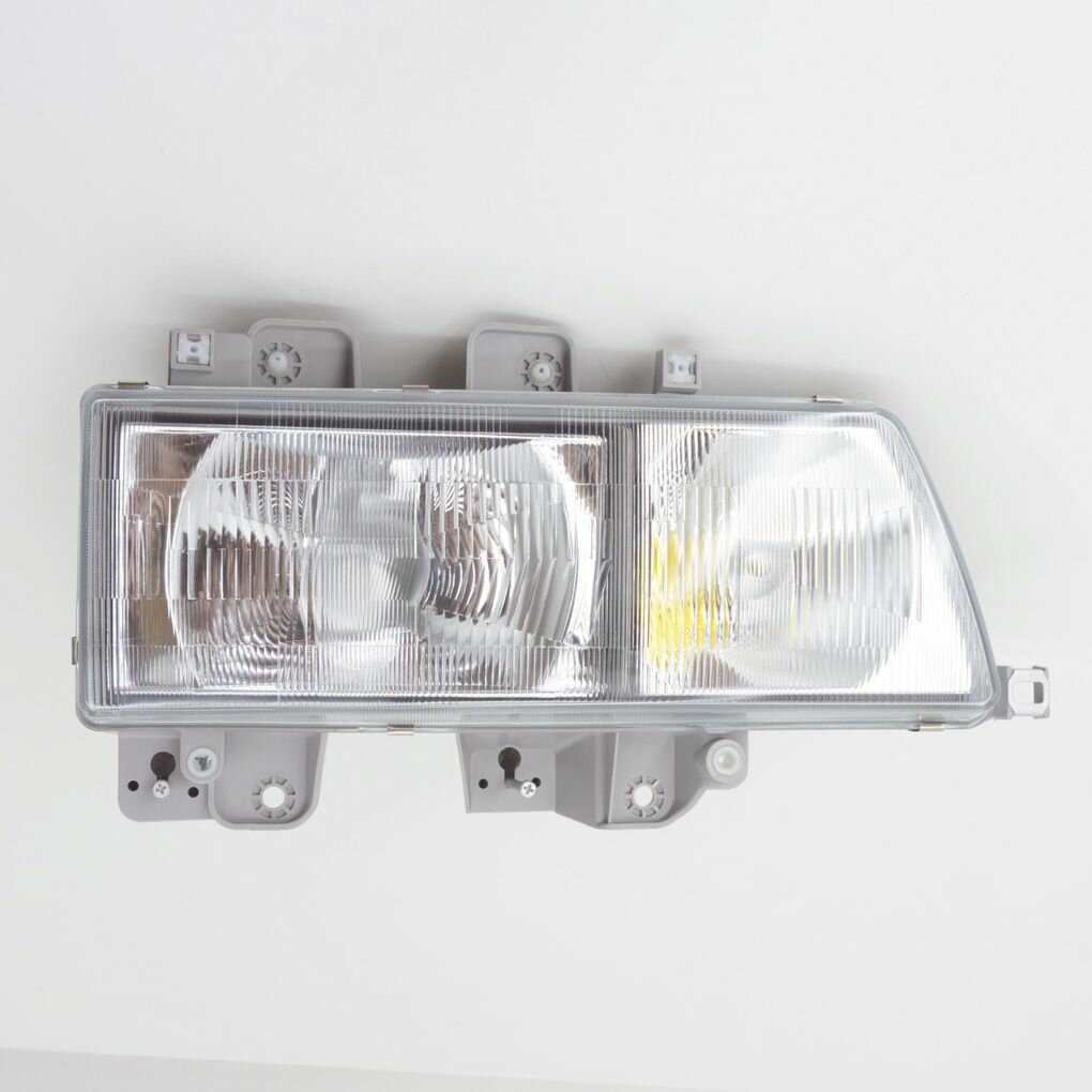 Фара ISUZU ELF 1995-2002 г правая, AUTODEPO