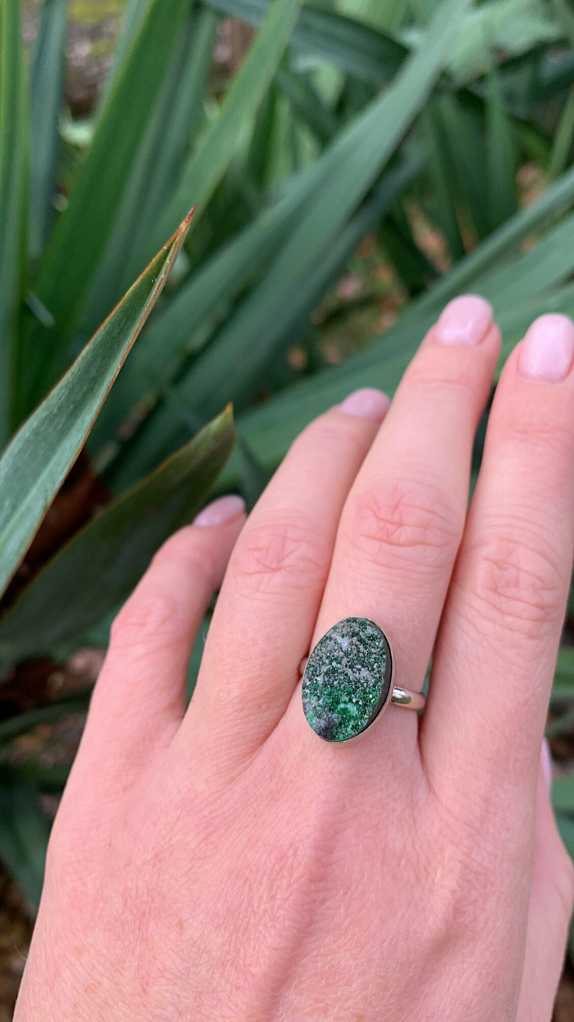 Кольцо, гранат