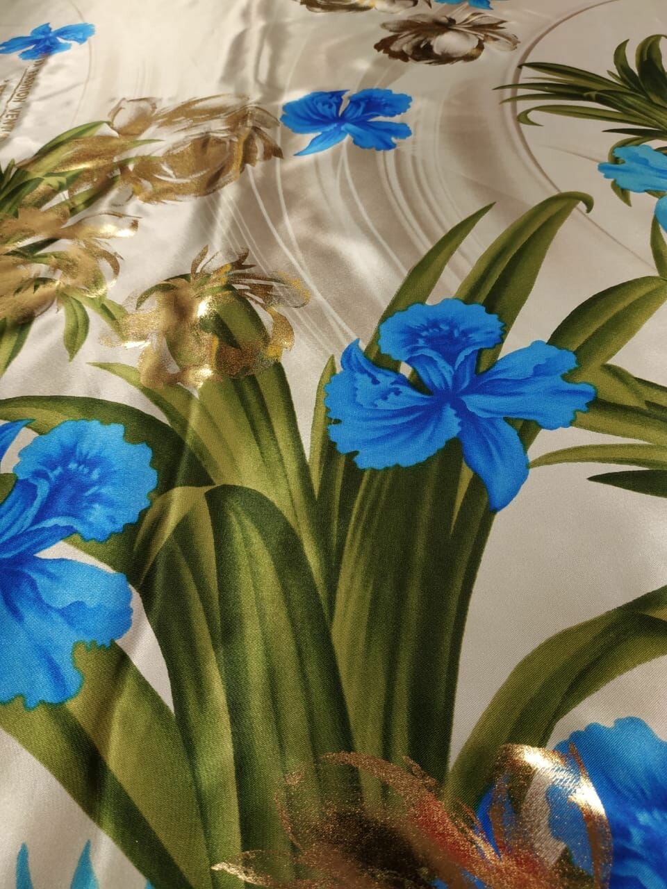 Ткань искусственный шелк купонный, отрез 2м, ширина 1,5м