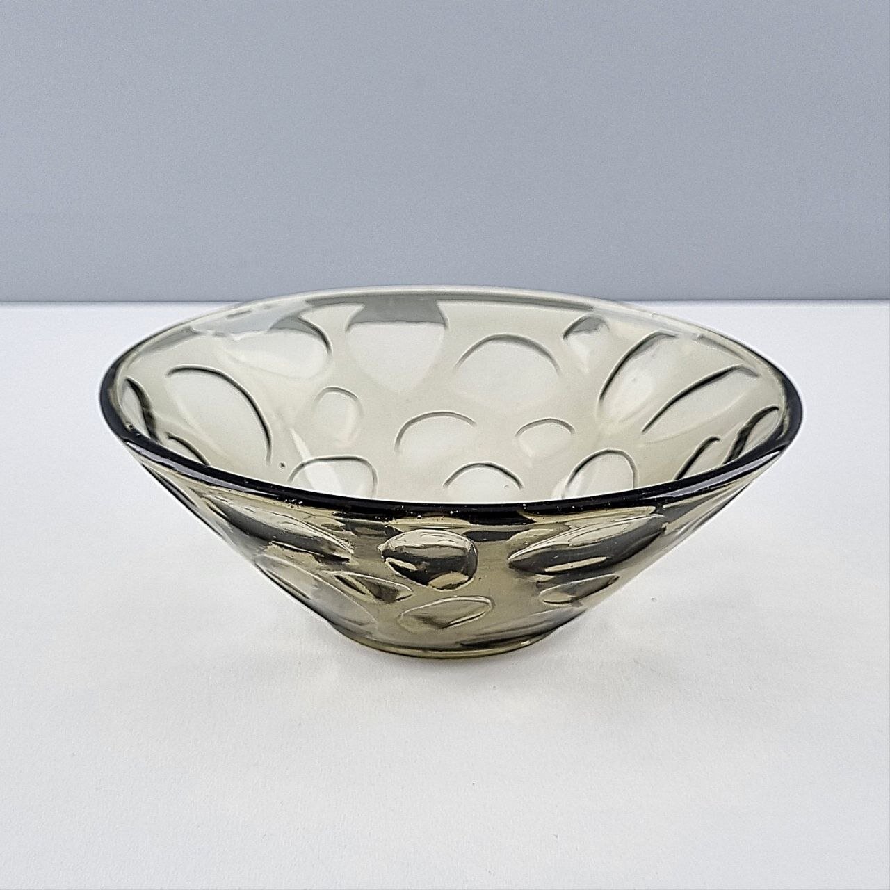 Винтажная конфетница "Леопард". Цветное стекло Неман. СССР, 1980-е.