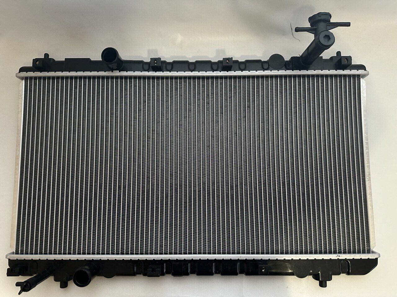 Радиатор Chery Tiggo мотор 2 литра TIGGO FL 1.6 2.0