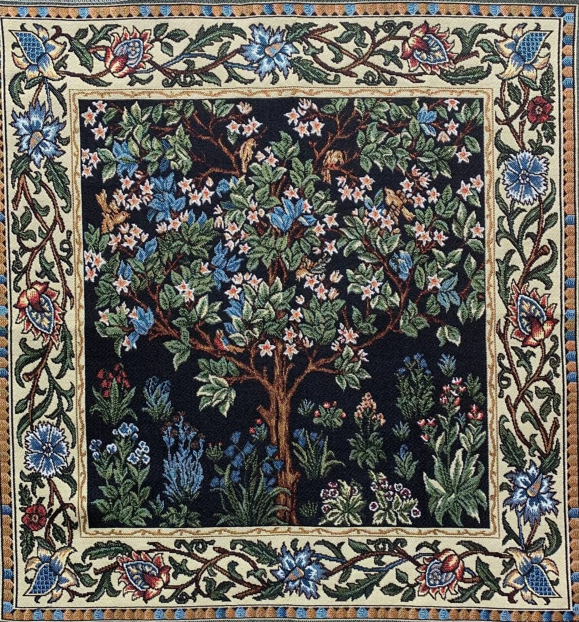 Гобелен, гобелен без рамы 47х47 см / "Яблоня" У. Моррис, черный фон