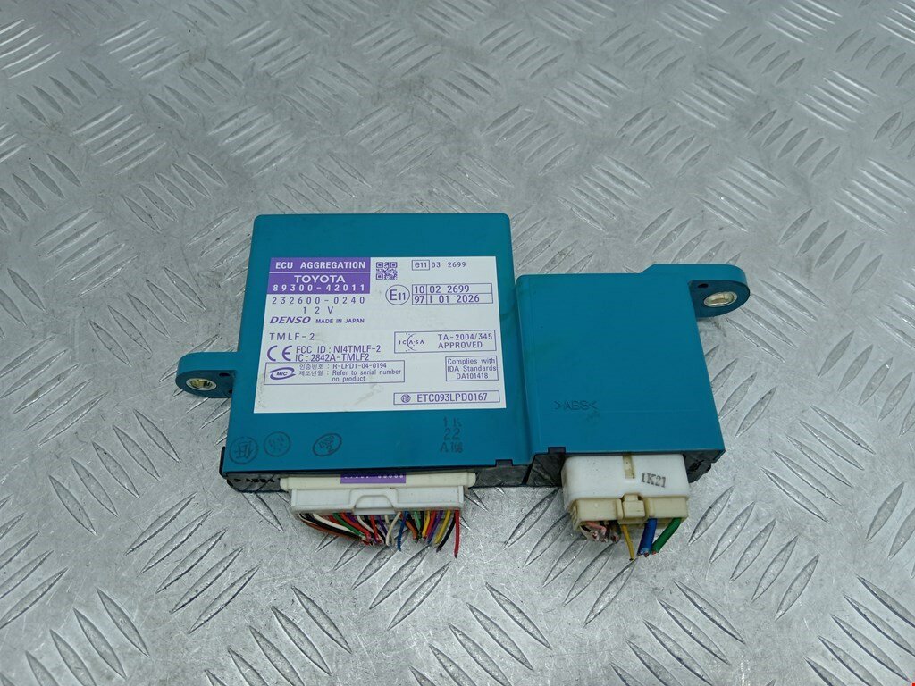 Блок управления центральным замком Toyota Rav4 3 8930042011 арт. 1791844