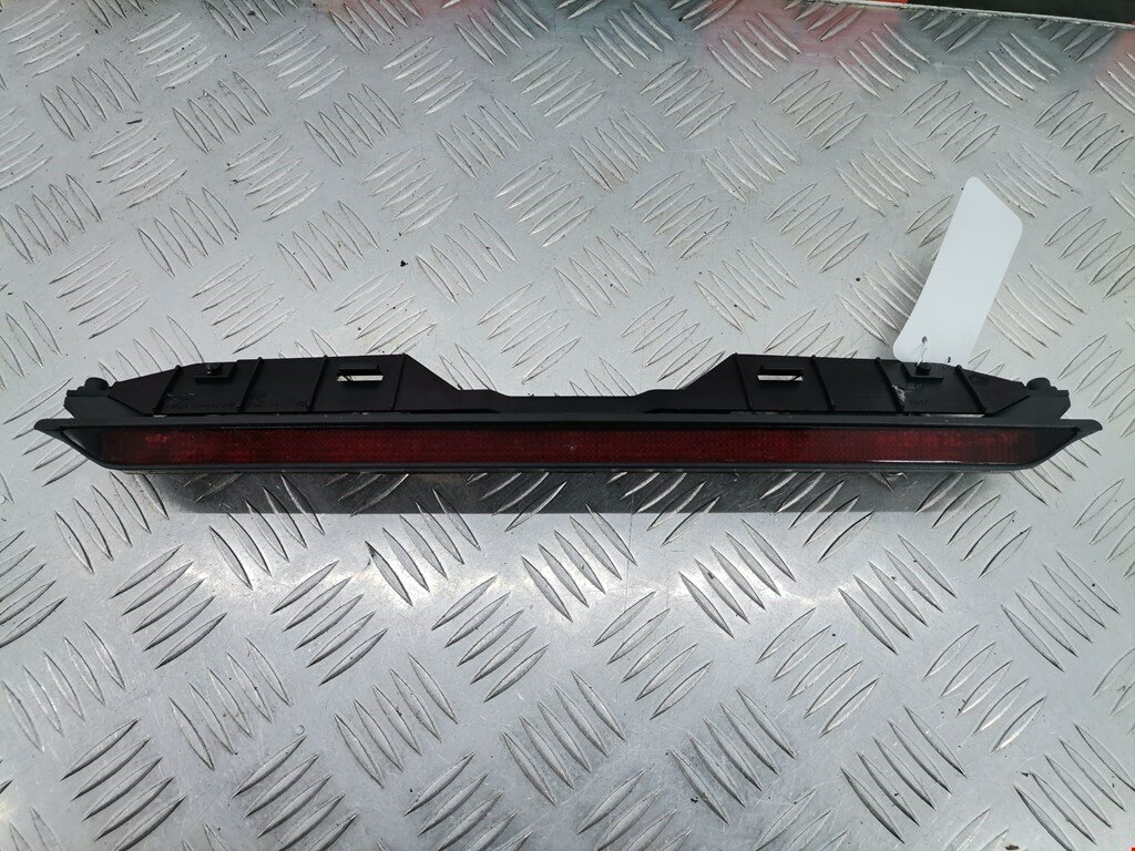 Фонарь дополнительный тормозной (стоп-сигнал) Seat Alhambra 1121559 арт. 1666647