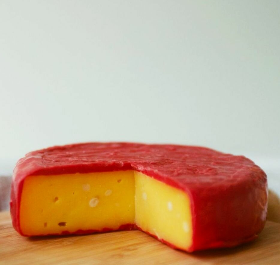 *Качотта с кедровыми орехами* сыр ручной работы 1кг.