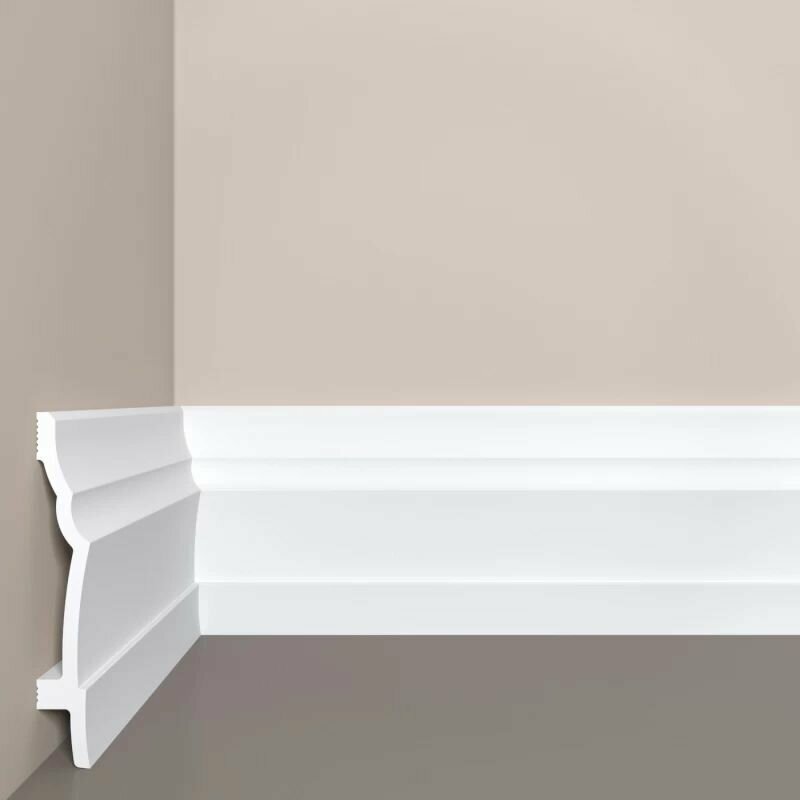 Плинтус напольный ударопрочный П19